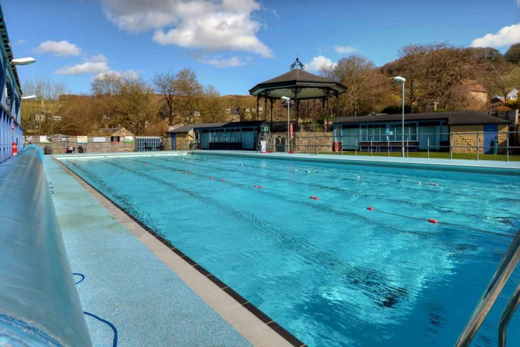 Hathersage Outdoor Swimming pool – The Old Chapel Wetton